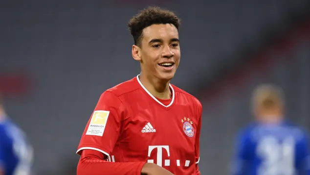 Jamal Musialas Freundin: Ist der deutsche Kicker vergeben?