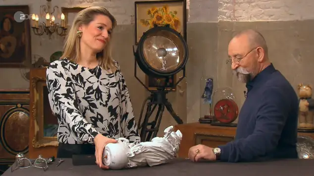 „Bares für Rares“: Bianca Berding zerstört seltenen Gegenstand