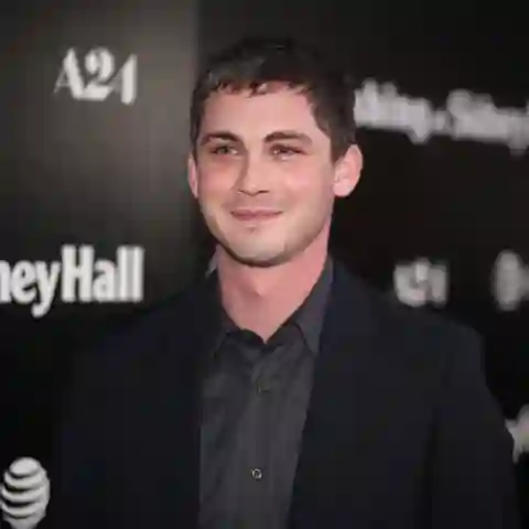 Logan Lerman • Profil, Steckbrief, Bilder & News • Promipool.de
