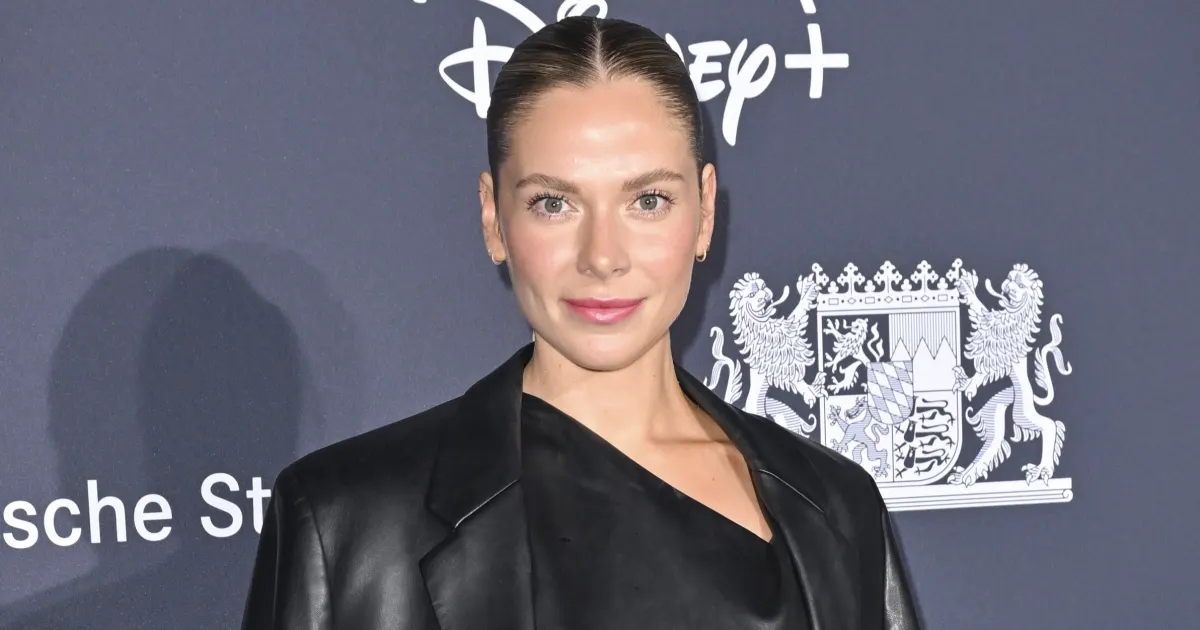 Cheyenne Pahde im Tanga-Bikini: Diese Aussicht ist verboten heiß