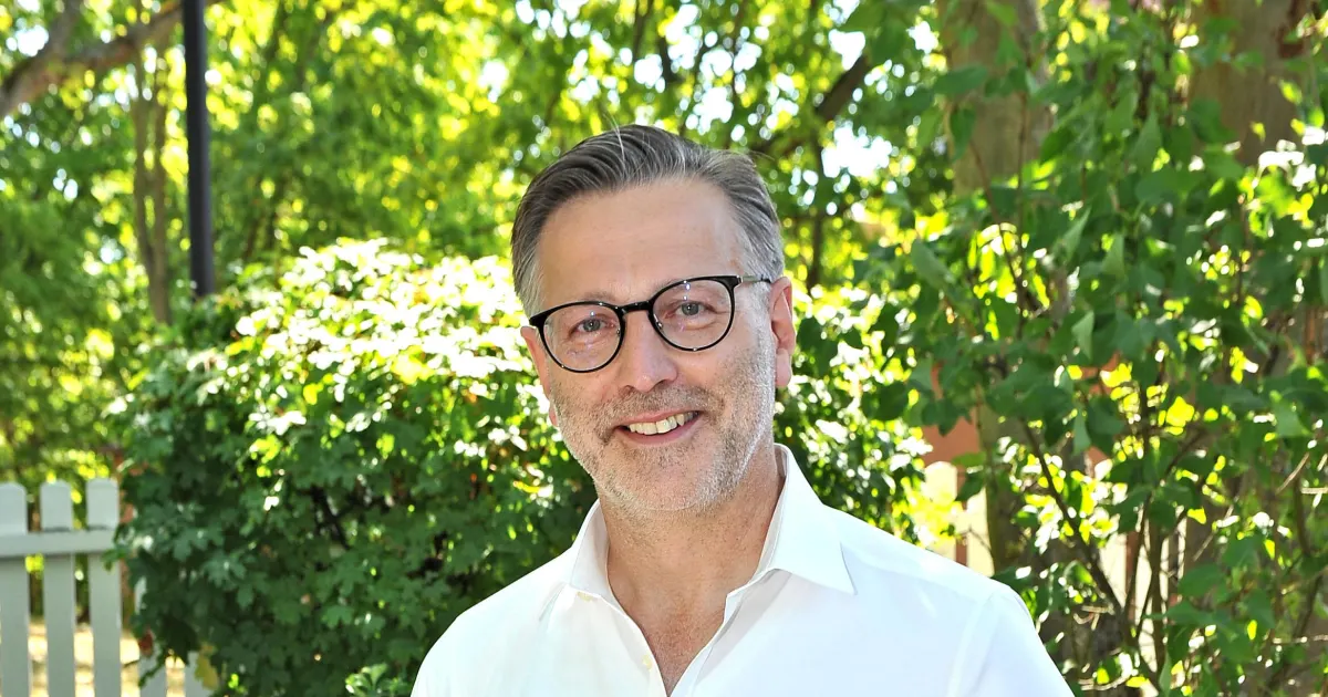 „Bares für Rares“ Detlev Kümmel: Hier findet ihr seine Galerie