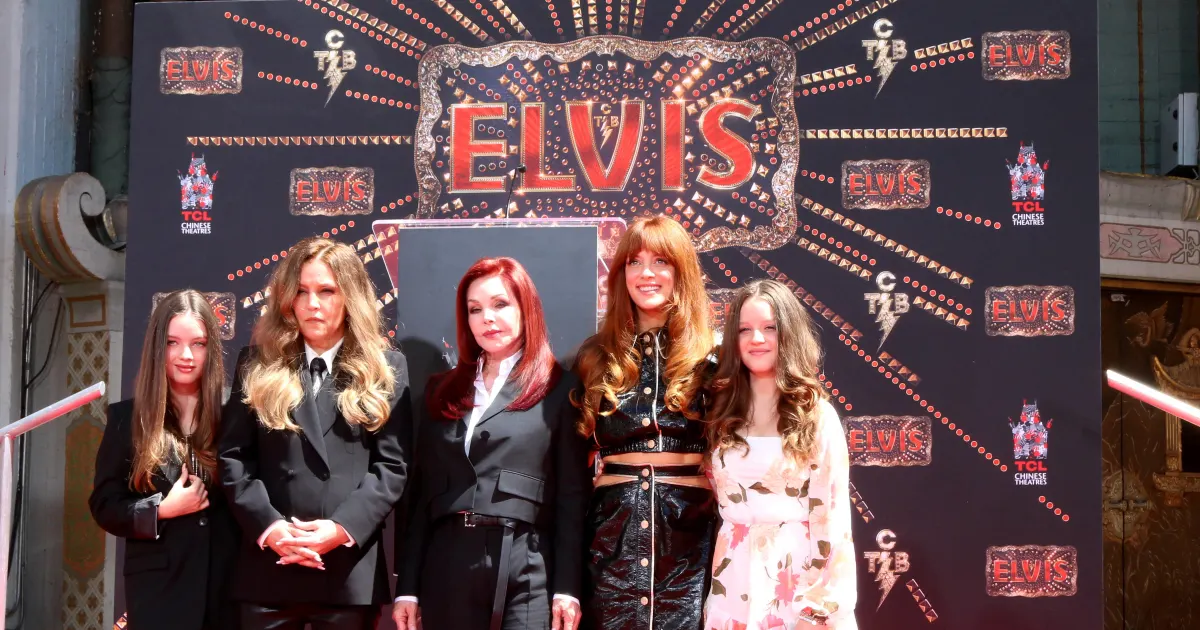 Elvis Presley (†42): Das sind seine hübschen Enkeltöchter