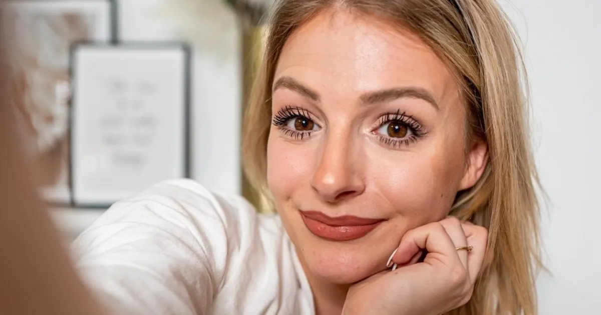 Healthy Mandy: Steckbrief, News und Bilder | Promipool