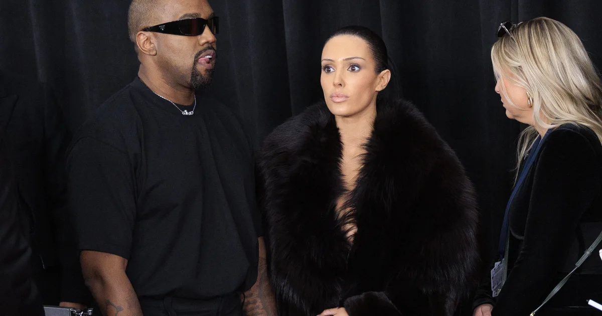 Experte: Bianca Censori hatte "Angst" während Nackt-Auftritt