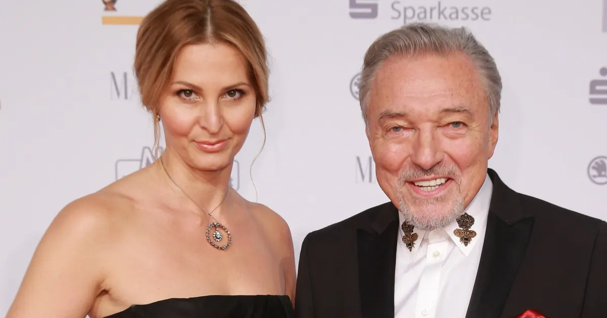 Witwe von Karel Gott (†80) lädt in Villa des Schlager-Stars ein