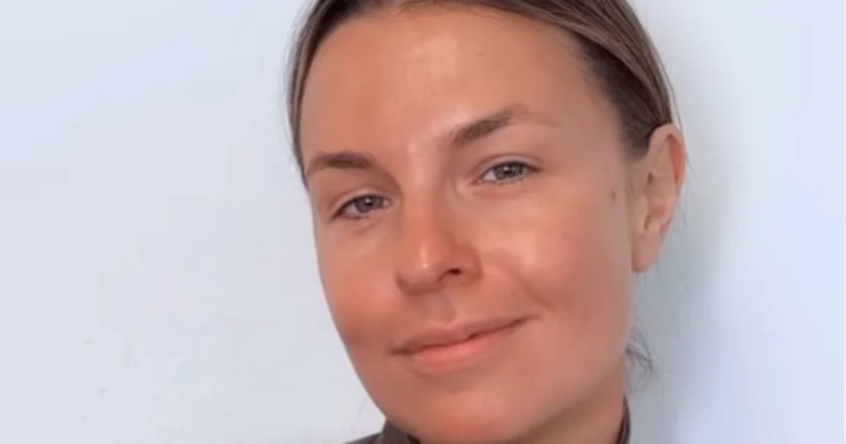 Komplett ohne Make-up: Laura Wontorras Fans erkennen sie kaum