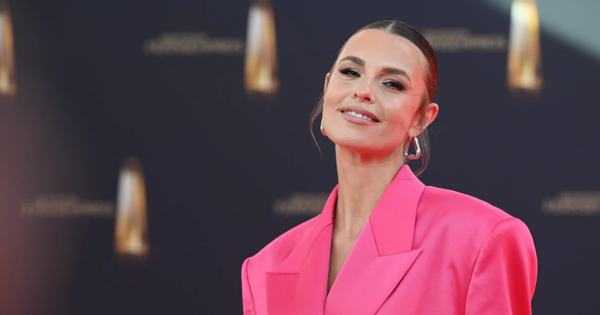 Was für ein Body: Laura Wontorra macht in enger Leggins schwach