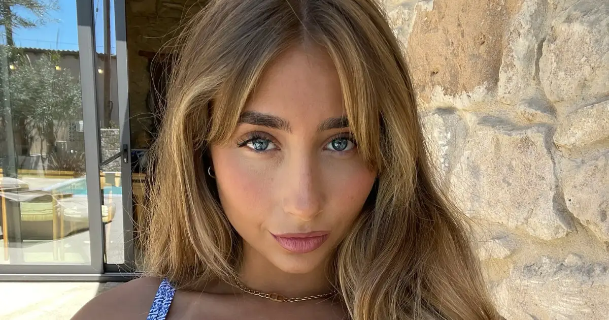 Die heißesten Bilder von Lily Phillips