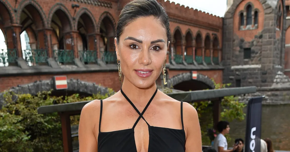 Nazan Eckes: In diesem Mini-Blazerkleid macht sie uns schwach