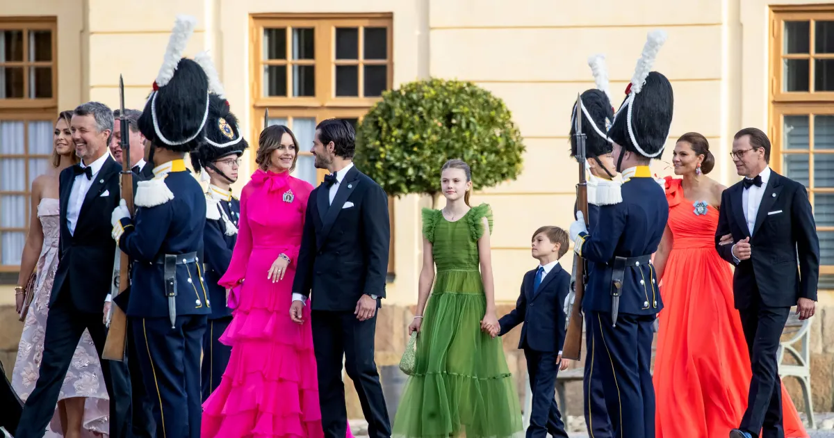 Hier stiehlt Prinzessin Estelle allen die Show