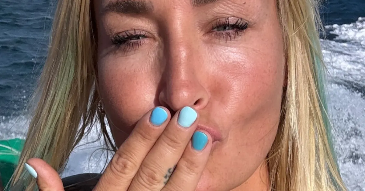 Sarah Connor ganz provokant nass: Heißes Shooting im Meer