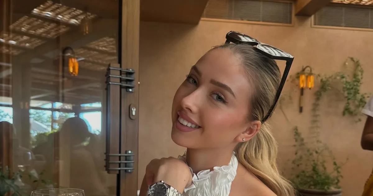 Shania Geiss' gefährlich tiefer Ausschnitt: Sie trägt keinen BH