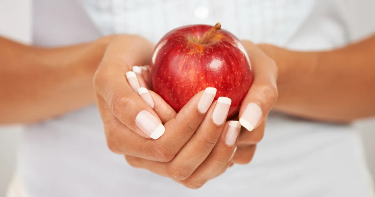 Jeden Tag einen Apfel essen - das passiert in deinem Körper