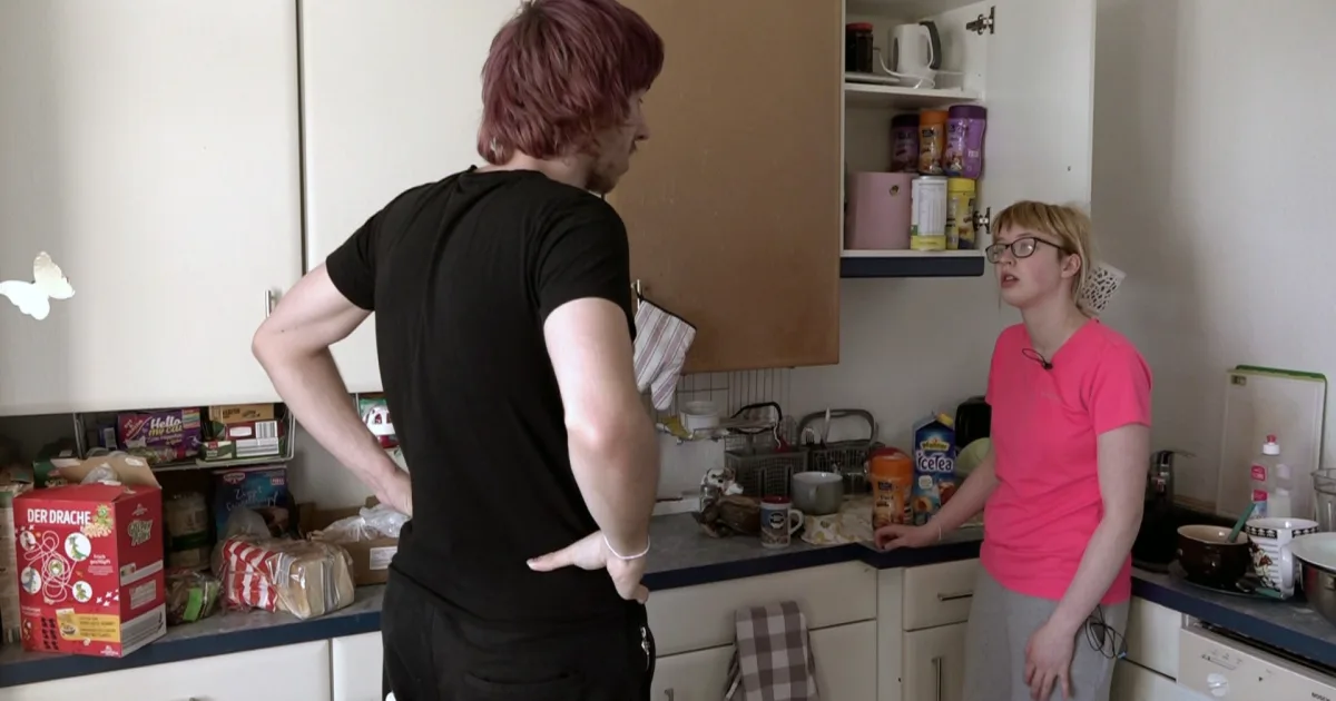 "Hartz und herzlich"-Jasmin zieht ins Mutter-Kind-Heim