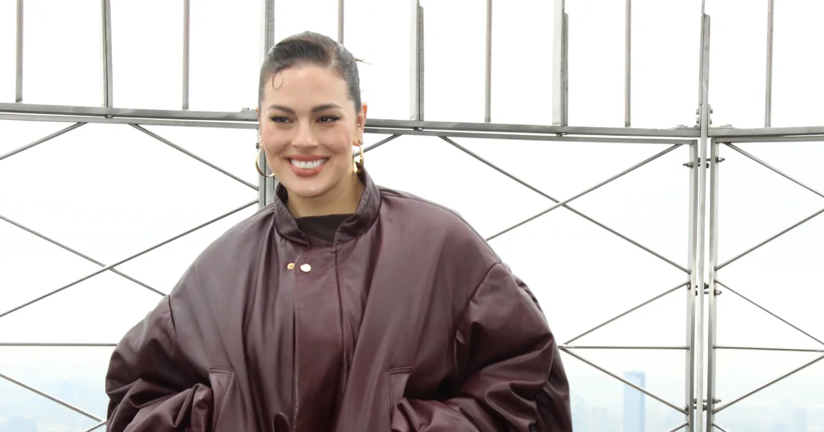 Ashley Graham: Sie zeigt stolz ihren heißen Body