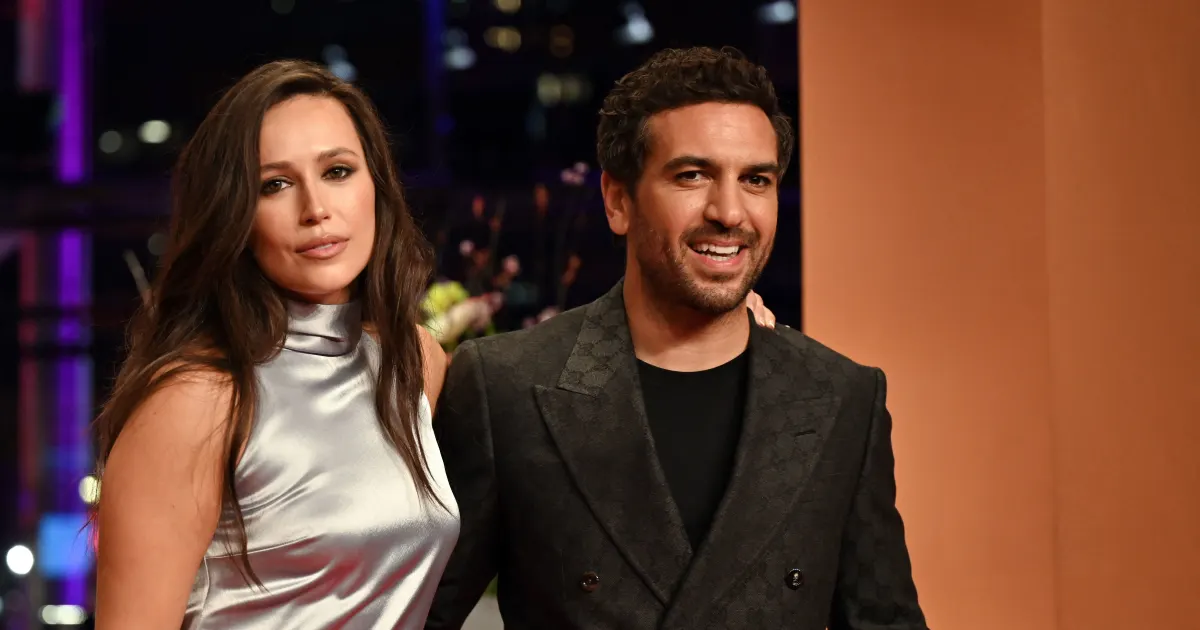 Elyas M'Barek: Erster Red-Carpet-Auftritt mit seiner Ehefrau Elyas M'Barek: Erster Red-Carpet-Auftritt mit seiner Ehefrau