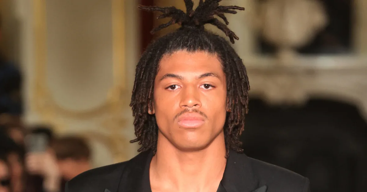 Heidi Klums Sohn Henry zeigt sein Sixpack bei Cover-Shooting