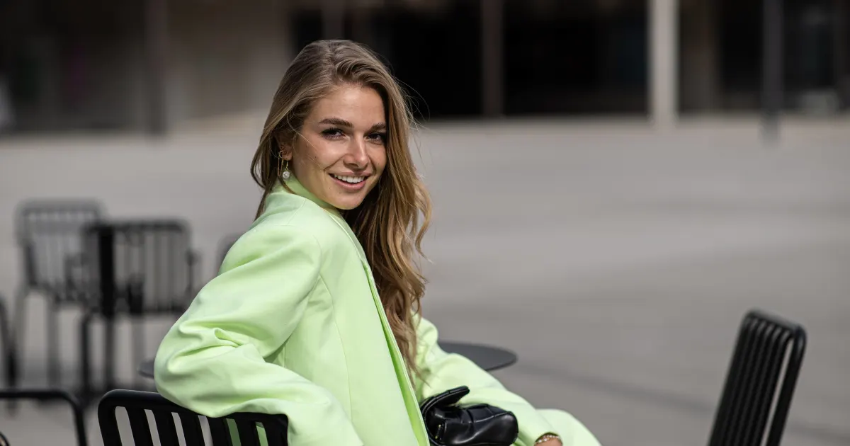 Lola Weippert im knappen Zweiteiler - dieser Sixpack macht uns schwach