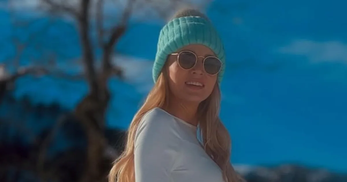 Schnee schmilzt: Melissa Naschenweng heizt in heißer POse ein