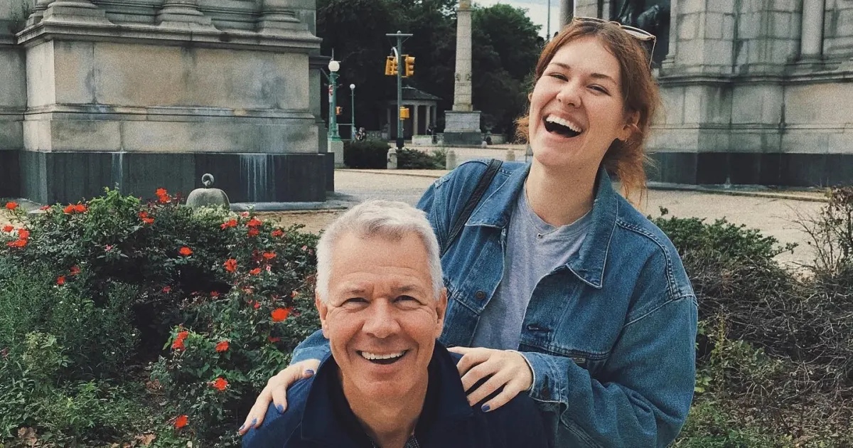 Peter Kloeppels Tochter: Geena Kaye ist eine gefeierte Musikerin