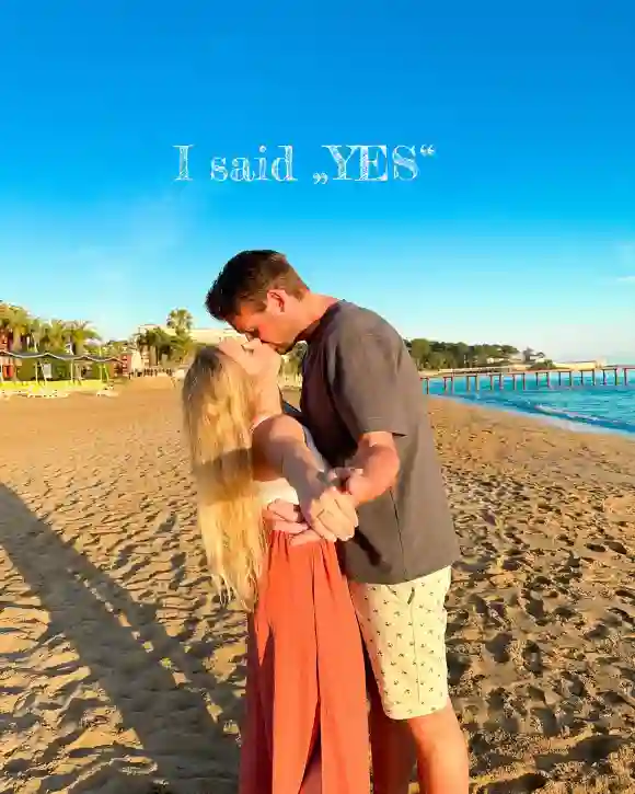 Stars, die sich 2024 verlobt haben: Thomas Gottschalk wird seine Karina ...